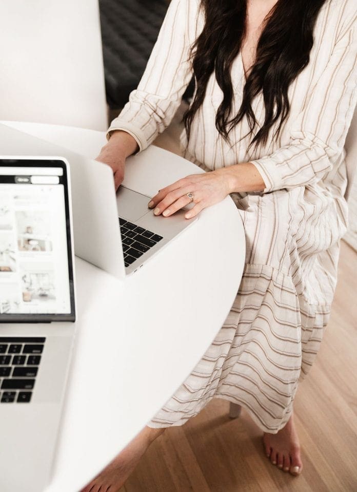 7 Things You Need To Know About Working From Home - Project Hot Mess