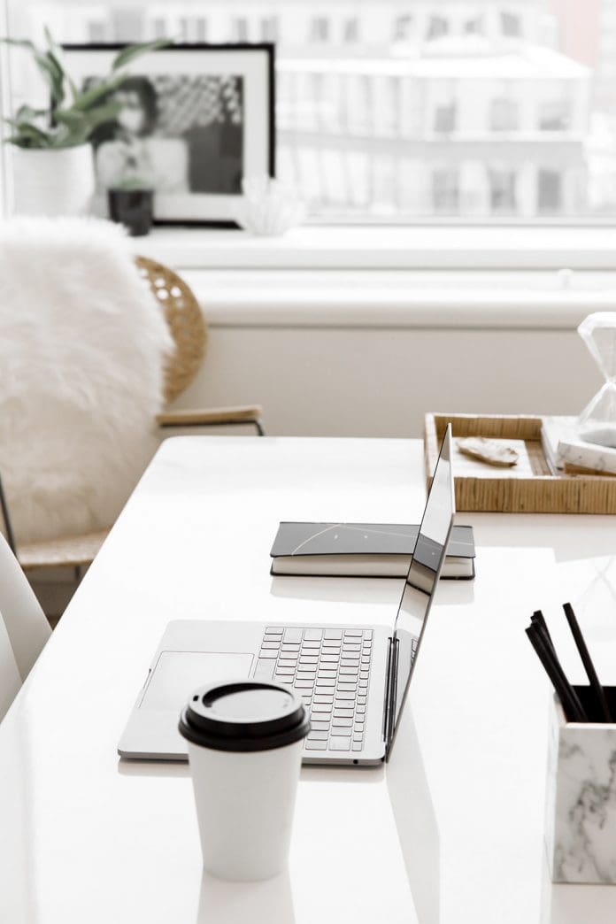 7 Things You Need To Know About Working From Home - Project Hot Mess