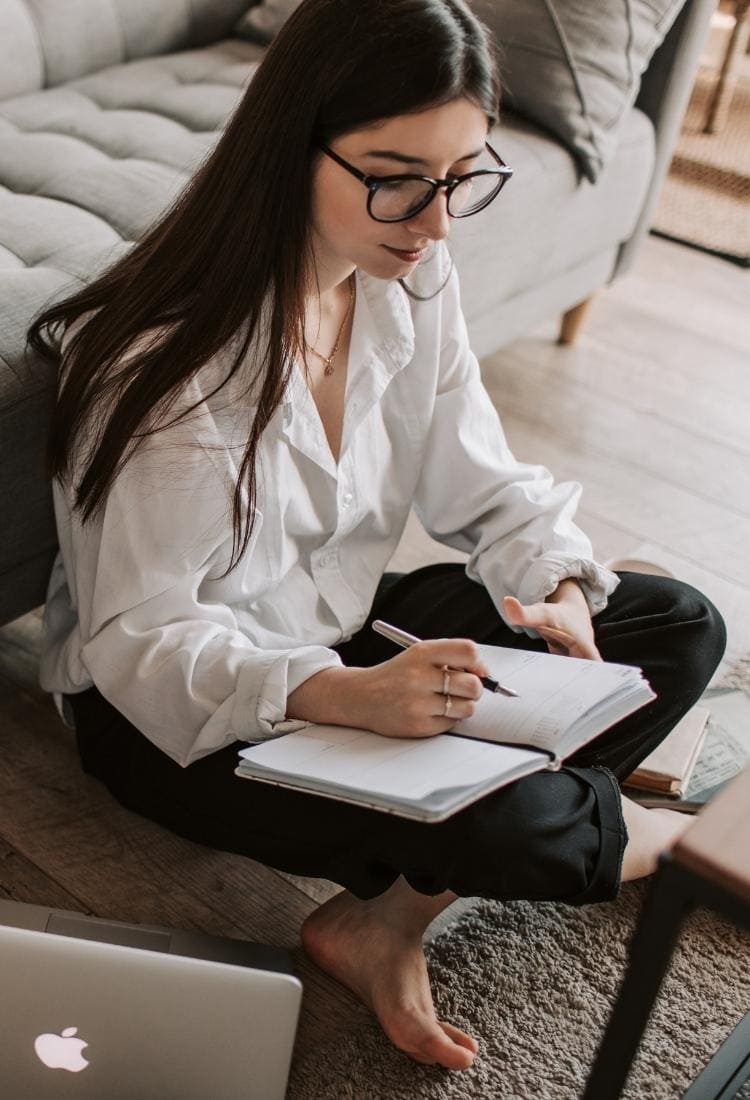 3 Things That Need To Be On Your To Do List Every Day - Project Hot Mess