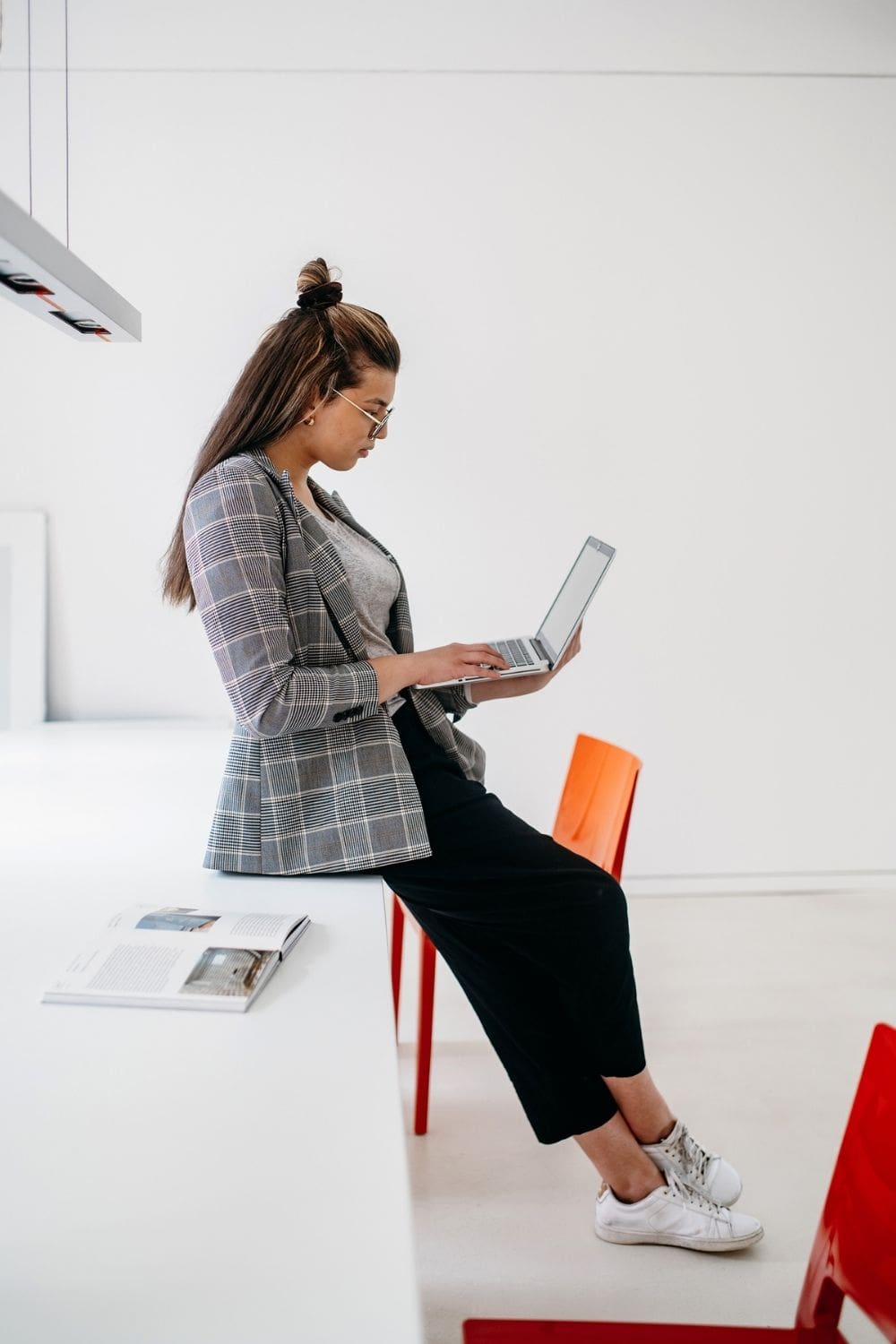 11 Habits of a Confident Woman (And How To Be One) - Project Hot Mess