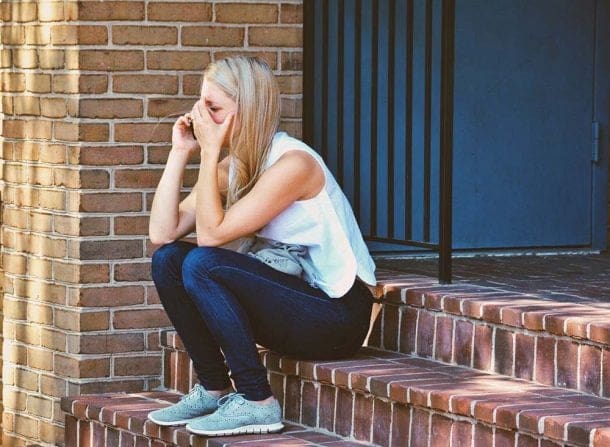 7 Relationship Red Flags You Need To Be Aware Of - Project Hot Mess