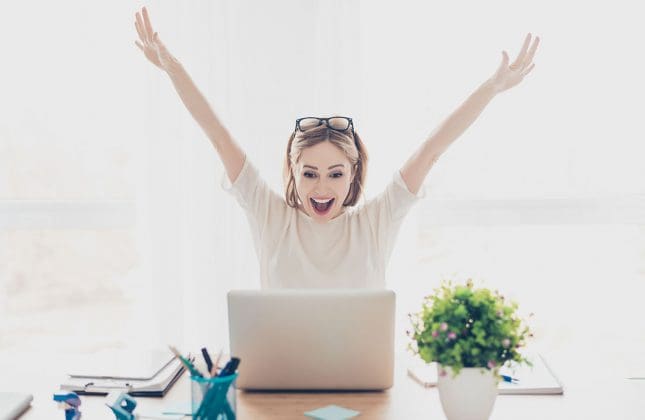 7 Perks Of Working From Home - Project Hot Mess