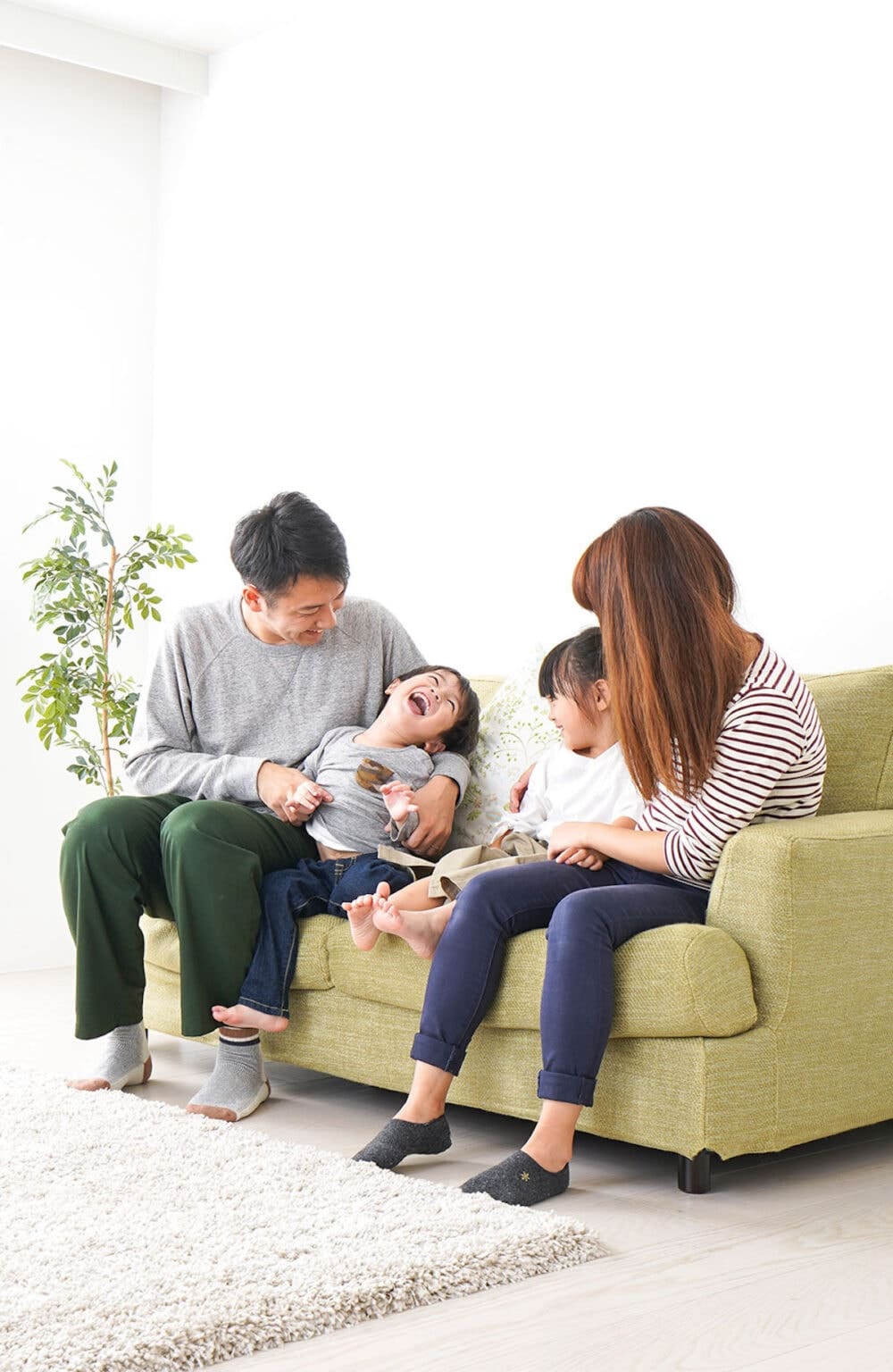 8 Reasons You Need Alone Time From Your Family - Project Hot Mess