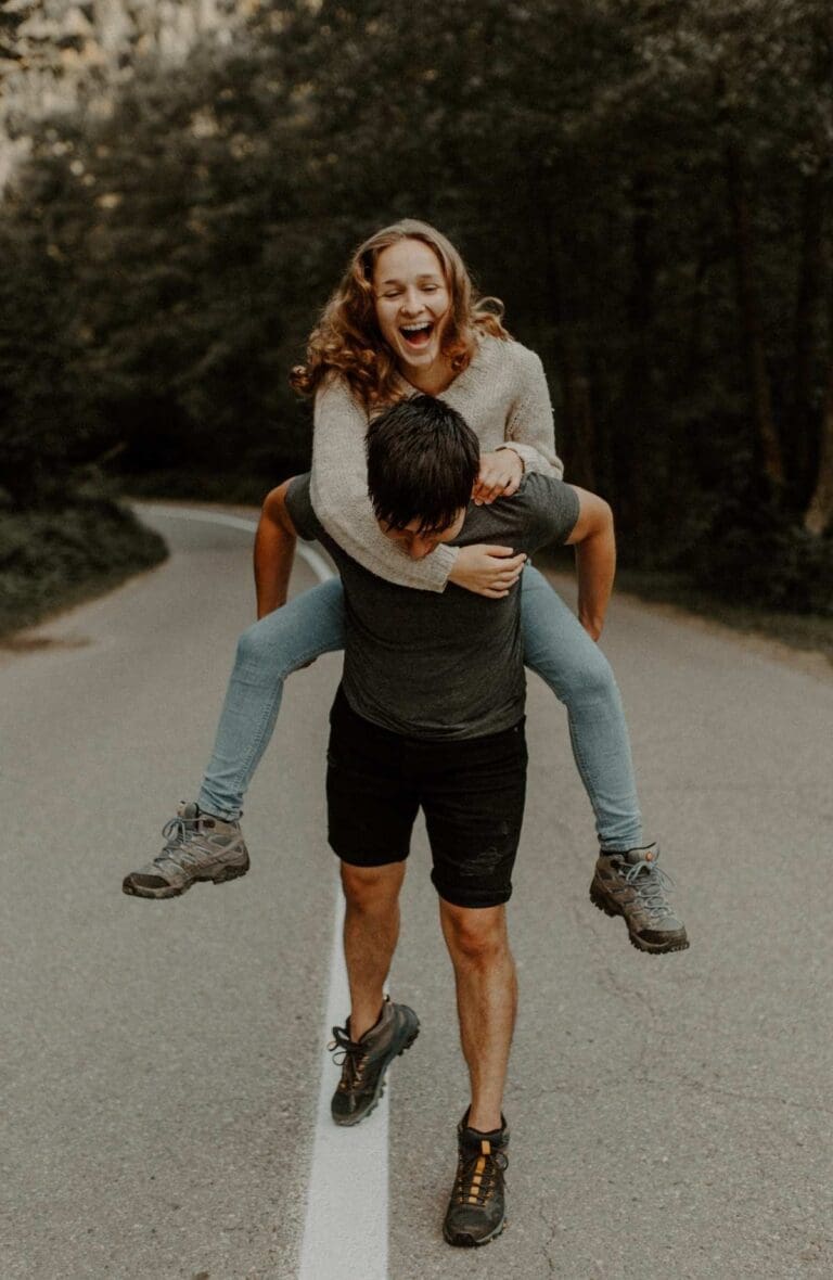 Journaling For Couples: How To Start A Couples Journal (Prompts ...