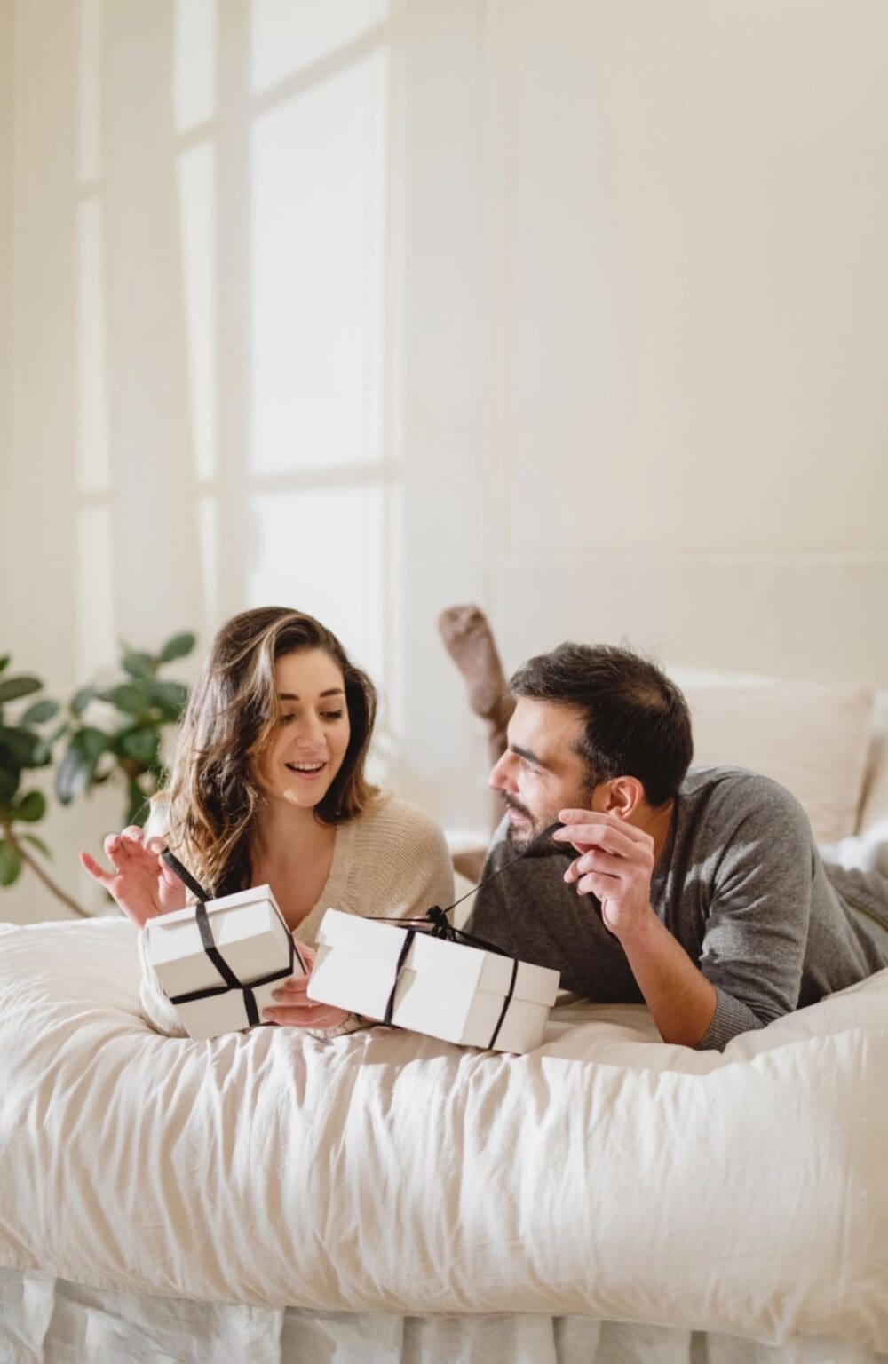 55 Receiving Gifts Love Language: Examples, Ideas, and Tips To ...