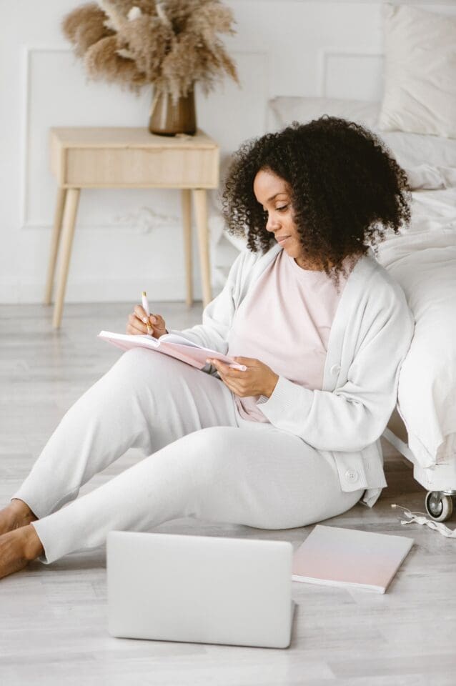 85 Journal Prompts for Self-Reflection: A Journey to Your Authentic ...